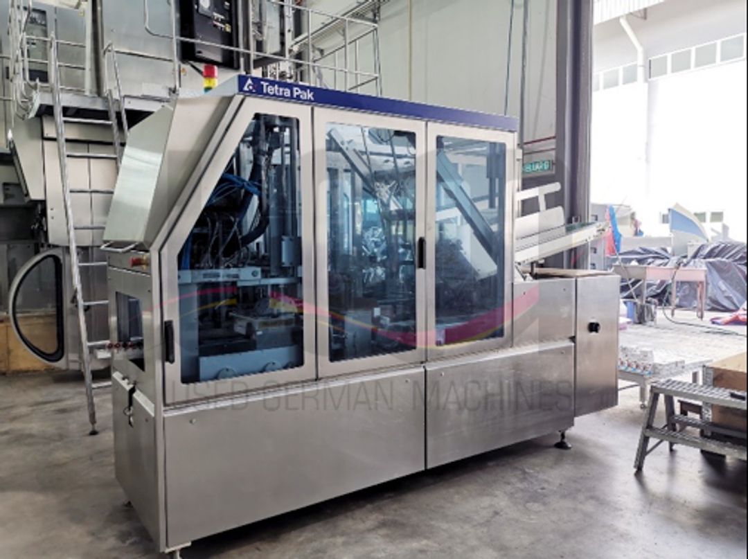Tetra Pak TBA 19 / 200 ML SLIM LEAF FILLING LINE – Used-German-Machines